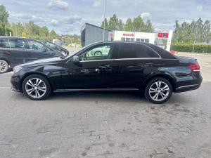 Черный Мерседес E 200 2013 в Таураге, объемом двигателя 2.14 л и пробегом 290 тыс. км за 8600 €, фото 6 на AUTOMOTO.COM.LV