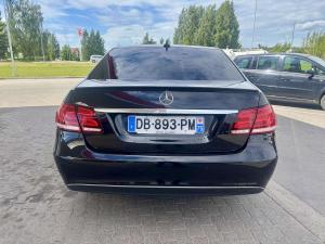Черный Мерседес E 200 2013 в Таураге, объемом двигателя 2.14 л и пробегом 290 тыс. км за 8600 €, фото 9 на AUTOMOTO.COM.LV