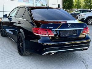 Черный Мерседес E 200 2014 в Кретинга, объемом двигателя 2.14 л и пробегом 229 тыс. км за 9990 €, фото 11 на AUTOMOTO.COM.LV
