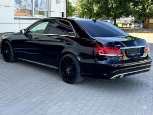 Черный Мерседес E 200 2014 в Кретинга, объемом двигателя 2.14 л и пробегом 229 тыс. км за 9990 €, фото 13 на AUTOMOTO.COM.LV