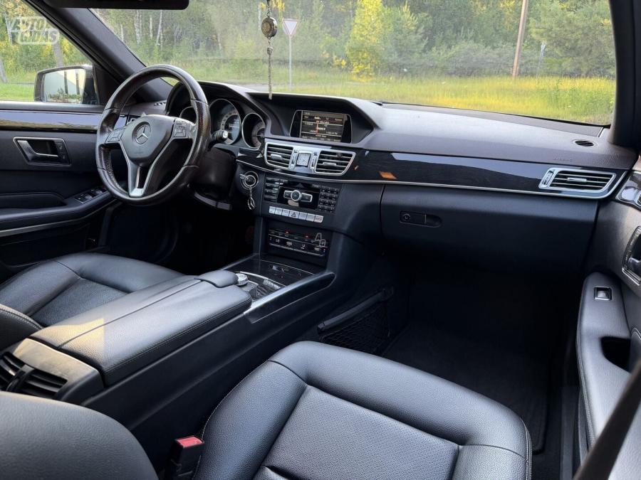 Melns Mercedes-Benz e-200 2014 Kauņa, ar dzinēja tilpumu 2.10 L un nobraukumu 324 tūkst. km par 10900 €, foto 9 vietnē AUTOMOTO.COM.LV