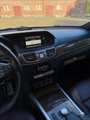 Melns Mercedes-Benz e-200 2014 Šilutė, ar dzinēja tilpumu 2.14 L un nobraukumu 387 tūkst. km par 8999 €, foto 22 vietnē AUTOMOTO.COM.LV