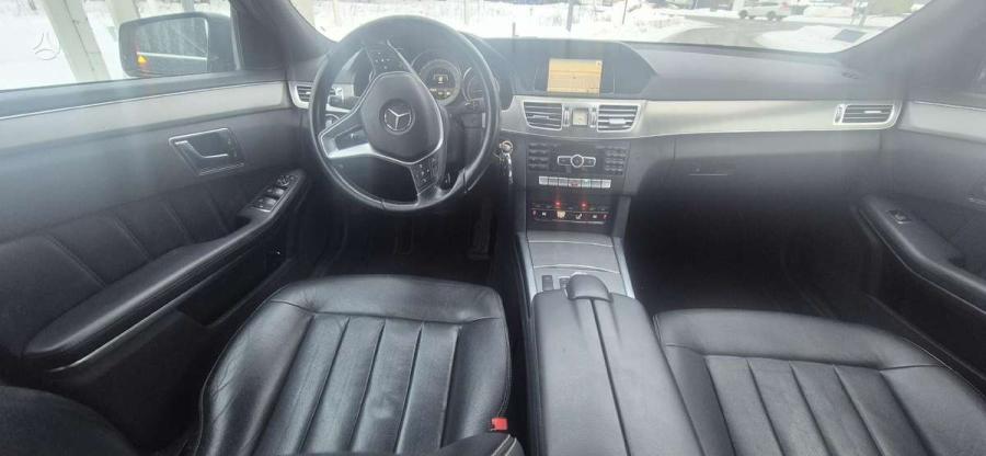 Black Mercedes-Benz e-200 2015 in Taurage, with an engine capacity of 2.20 L and mileage of 350 thousand km for 7200 €, photo 29 on AUTOMOTO.COM.LV