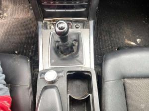 Melns Mercedes-Benz e-200 2015 Raseiniai, ar dzinēja tilpumu 2.14 L un nobraukumu 295 tūkst. km par 6900 €, foto 17 vietnē AUTOMOTO.COM.LV