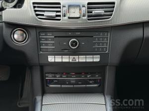 Melns Mercedes-Benz e-200 2015 Liepāja, ar dzinēja tilpumu 2.20 L un nobraukumu 244 tūkst. km par 12700 €, foto 19 vietnē AUTOMOTO.COM.LV