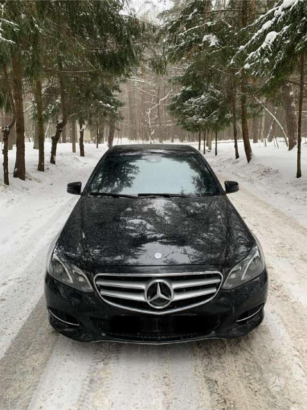 Melns Mercedes-Benz e-200 2016 Kauņa, ar dzinēja tilpumu 2.14 L un nobraukumu 283 tūkst. km par 9400 €, foto 2 vietnē AUTOMOTO.COM.LV