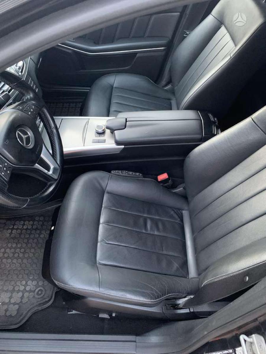 Black Mercedes-Benz e-200 2016 in Kaunas, with an engine capacity of 2.14 L and mileage of 283 thousand km for 9400 €, photo 11 on AUTOMOTO.COM.LV