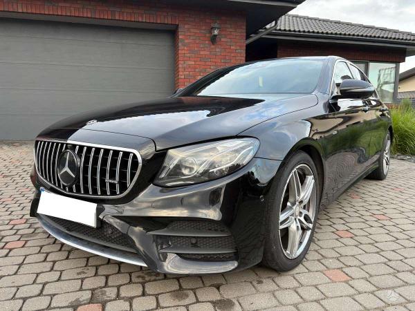 Черный Мерседес E 200 2016 в Каунас, объемом двигателя 1.95 л и пробегом 346 тыс. км за 18800 €, фото 7 на AUTOMOTO.COM.LV