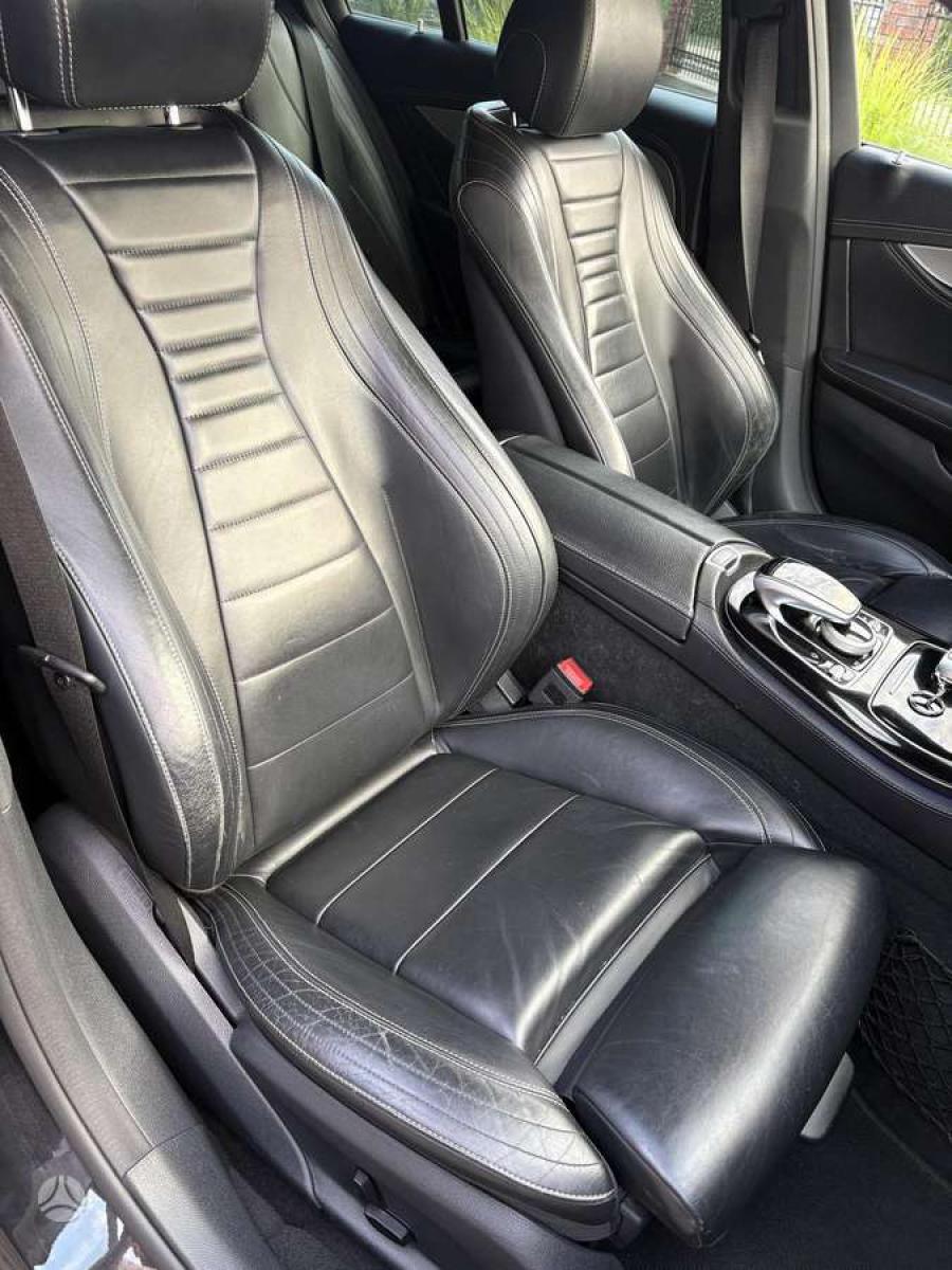 Черный Мерседес E 200 2016 в Каунас, объемом двигателя 1.95 л и пробегом 346 тыс. км за 18800 €, фото 14 на AUTOMOTO.COM.LV