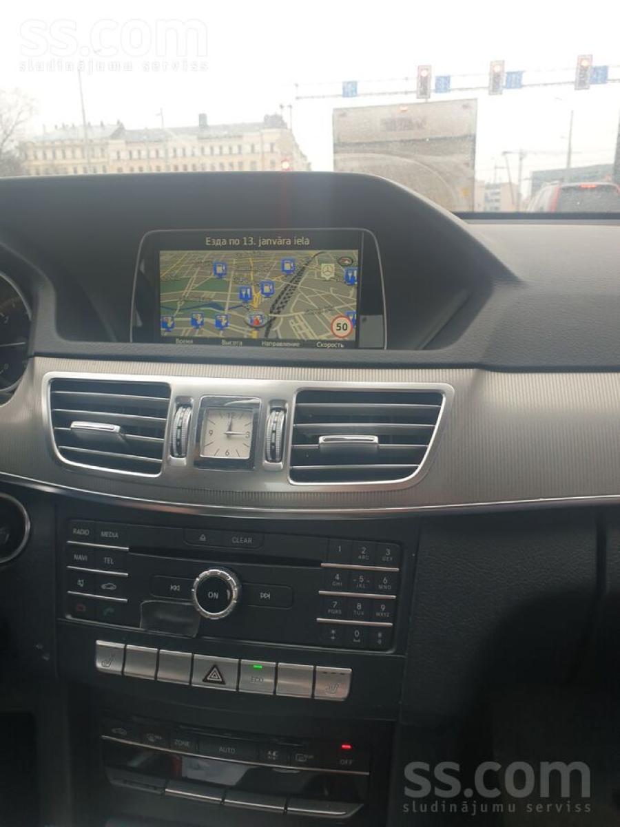Melns Mercedes-Benz e-200 2016 Rīga, ar dzinēja tilpumu 2.00 L un nobraukumu 298 tūkst. km par 10500 €, foto 4 vietnē AUTOMOTO.COM.LV