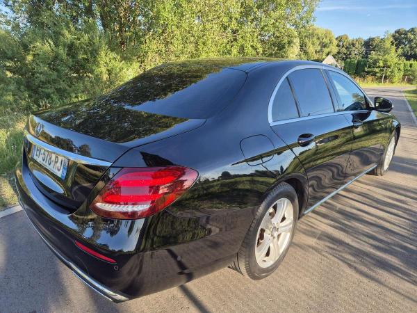 Черный Мерседес E 200 2016 в Таураге, объемом двигателя 1.95 л и пробегом 228 тыс. км за 13300 €, фото 5 на AUTOMOTO.COM.LV