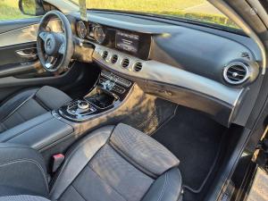 Black Mercedes-Benz e-200 2016 in Taurage, with an engine capacity of 1.95 L and mileage of 228 thousand km for 13300 €, photo 11 on AUTOMOTO.COM.LV