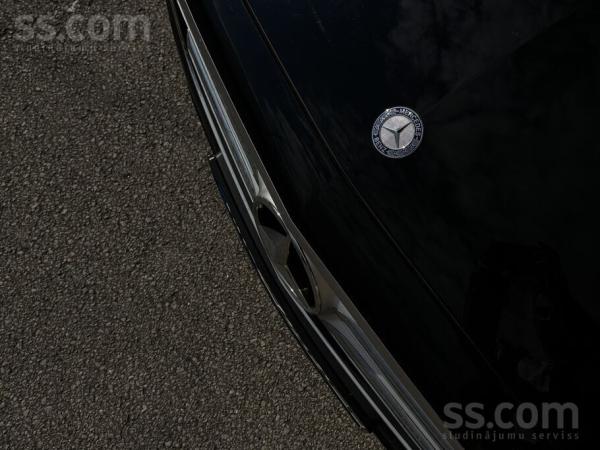 Черный Мерседес E 200 2016 в Тукумс, объемом двигателя 2.00 л и пробегом 350 тыс. км за 16500 €, фото 8 на AUTOMOTO.COM.LV