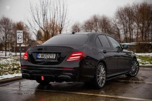 Melns Mercedes-Benz e-200 2017 Utena, ar dzinēja tilpumu 1.95 L un nobraukumu 365 tūkst. km par 17999 €, foto 4 vietnē AUTOMOTO.COM.LV