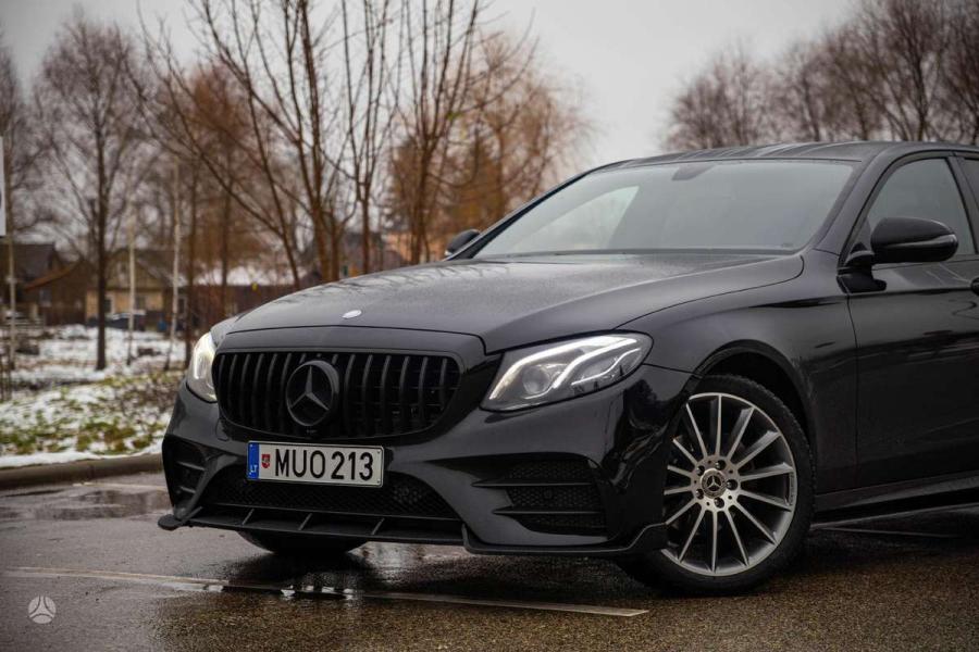 Melns Mercedes-Benz e-200 2017 Utena, ar dzinēja tilpumu 1.95 L un nobraukumu 365 tūkst. km par 17999 €, foto 9 vietnē AUTOMOTO.COM.LV