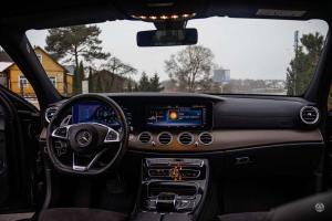Melns Mercedes-Benz e-200 2017 Utena, ar dzinēja tilpumu 1.95 L un nobraukumu 365 tūkst. km par 17999 €, foto 19 vietnē AUTOMOTO.COM.LV