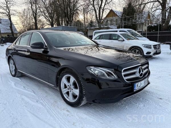Black Mercedes-Benz e-200 2017 in Riga, with an engine capacity of 2.00 L and mileage of 0 thousand km for 15560 €, photo 1 on AUTOMOTO.COM.LV