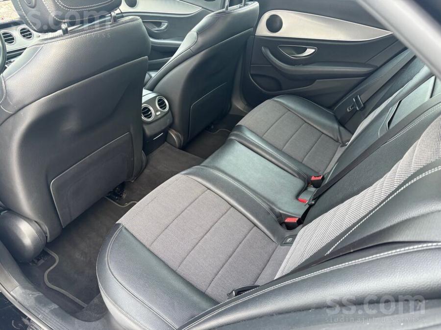 Melns Mercedes-Benz e-200 2017 Rīga, ar dzinēja tilpumu 2.00 L un nobraukumu 0 tūkst. km par 15560 €, foto 11 vietnē AUTOMOTO.COM.LV