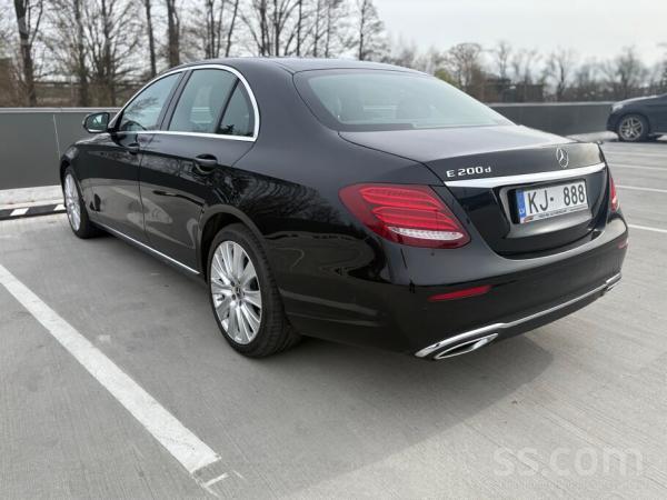 Черный Мерседес E 200 2017 в Рига, объемом двигателя 2.00 л и пробегом 0 тыс. км за 14885 €, фото 7 на AUTOMOTO.COM.LV