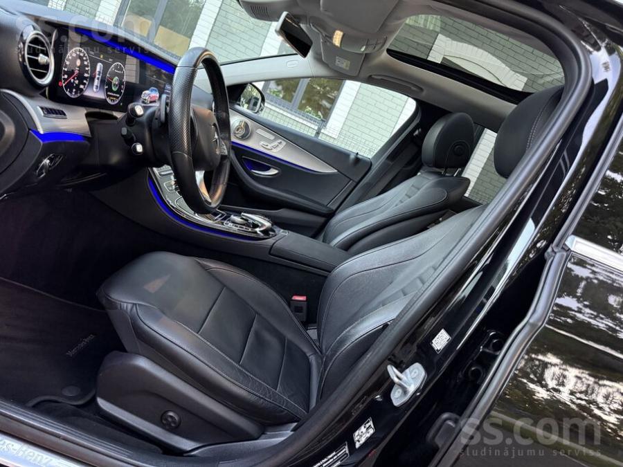Black Mercedes-Benz e-200 2017 in Riga, with an engine capacity of 2.00 L and mileage of 0 thousand km for 15650 €, photo 10 on AUTOMOTO.COM.LV