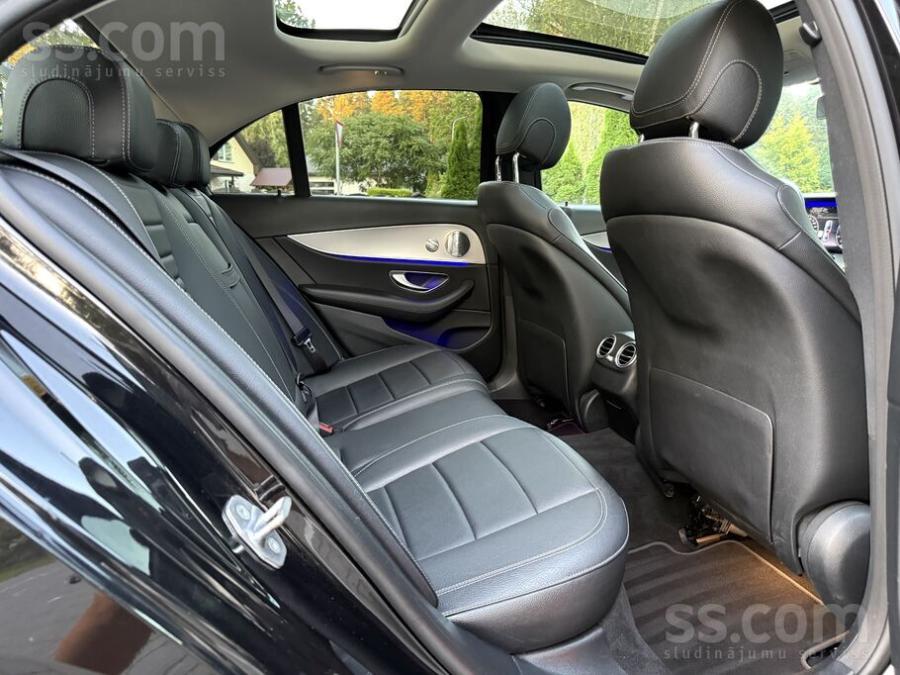 Black Mercedes-Benz e-200 2017 in Riga, with an engine capacity of 2.00 L and mileage of 0 thousand km for 15650 €, photo 12 on AUTOMOTO.COM.LV