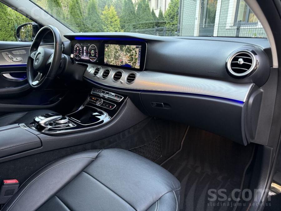 Black Mercedes-Benz e-200 2017 in Riga, with an engine capacity of 2.00 L and mileage of 0 thousand km for 15650 €, photo 14 on AUTOMOTO.COM.LV