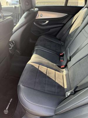 Black Mercedes-Benz e-200 2017 in Kaunas, with an engine capacity of 1.95 L and mileage of 250 thousand km for 18500 €, photo 13 on AUTOMOTO.COM.LV