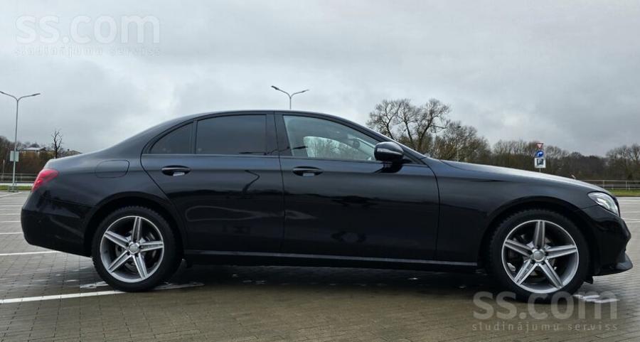 Melns Mercedes-Benz e-200 2018 Rēzekne, ar dzinēja tilpumu 2.00 L un nobraukumu 312 tūkst. km par 13800 €, foto 9 vietnē AUTOMOTO.COM.LV