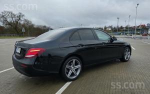 Melns Mercedes-Benz e-200 2018 Rēzekne, ar dzinēja tilpumu 2.00 L un nobraukumu 312 tūkst. km par 13800 €, foto 10 vietnē AUTOMOTO.COM.LV