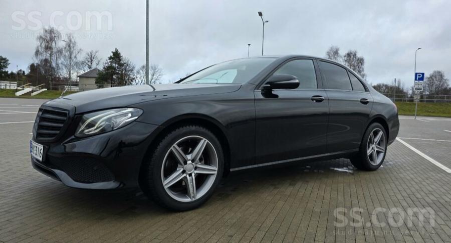 Melns Mercedes-Benz e-200 2018 Rēzekne, ar dzinēja tilpumu 2.00 L un nobraukumu 312 tūkst. km par 13800 €, foto 14 vietnē AUTOMOTO.COM.LV