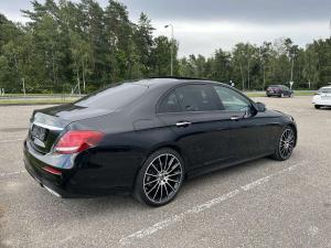 Melns Mercedes-Benz e-200 2018 Viļņa, ar dzinēja tilpumu 1.99 L un nobraukumu 197 tūkst. km par 29500 €, foto 5 vietnē AUTOMOTO.COM.LV