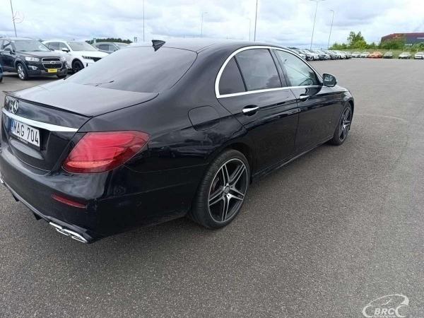 Melns Mercedes-Benz e-200 2018 Viļņa, ar dzinēja tilpumu 1.95 L un nobraukumu 376 tūkst. km par 12900 €, foto 6 vietnē AUTOMOTO.COM.LV