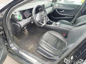 Black Mercedes-Benz e-200 2018 in Vilnius, with an engine capacity of 1.95 L and mileage of 376 thousand km for 12900 €, photo 12 on AUTOMOTO.COM.LV