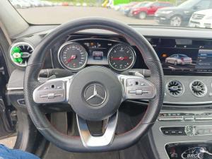 Black Mercedes-Benz e-200 2018 in Vilnius, with an engine capacity of 1.95 L and mileage of 376 thousand km for 12900 €, photo 14 on AUTOMOTO.COM.LV