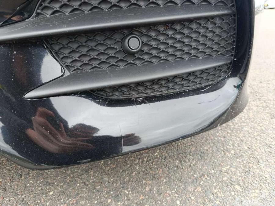 Black Mercedes-Benz e-200 2018 in Vilnius, with an engine capacity of 1.95 L and mileage of 376 thousand km for 12900 €, photo 26 on AUTOMOTO.COM.LV