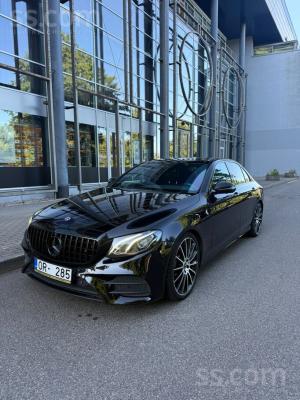Черный Мерседес E 200 2018 в Рига, объемом двигателя 2.00 л и пробегом 0 тыс. км за 17900 €, фото  на AUTOMOTO.COM.LV