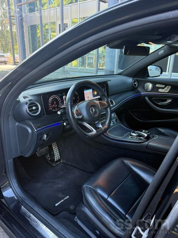 Melns Mercedes-Benz e-200 2018 Rīga, ar dzinēja tilpumu 2.00 L un nobraukumu 0 tūkst. km par 17900 €, foto 5 vietnē AUTOMOTO.COM.LV