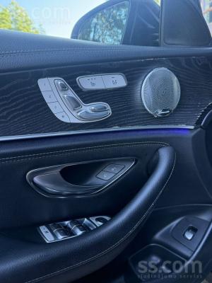 Black Mercedes-Benz e-200 2018 in Riga, with an engine capacity of 2.00 L and mileage of 0 thousand km for 17900 €, photo 12 on AUTOMOTO.COM.LV