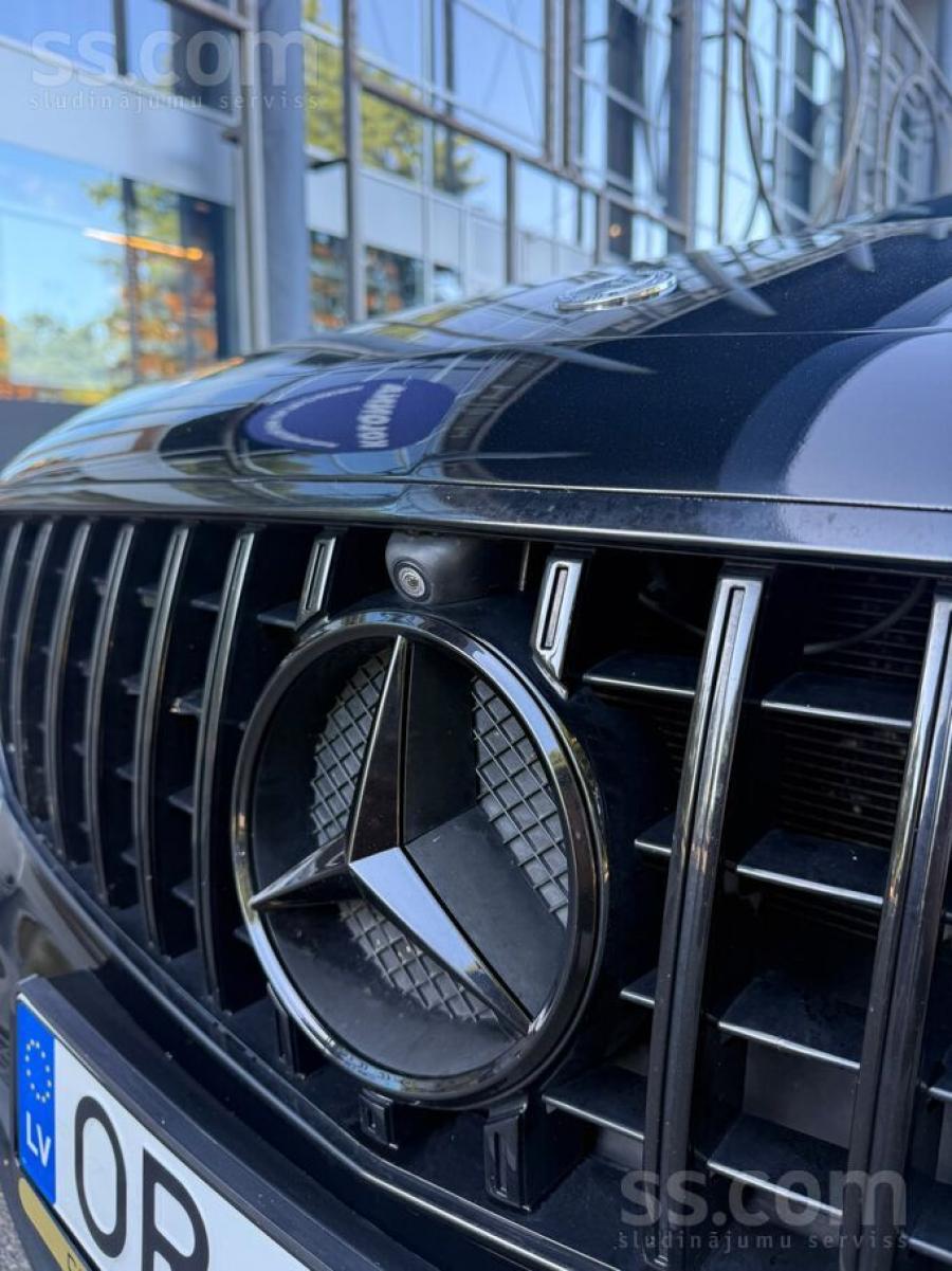 Black Mercedes-Benz e-200 2018 in Riga, with an engine capacity of 2.00 L and mileage of 0 thousand km for 17900 €, photo 15 on AUTOMOTO.COM.LV