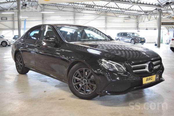 Melns Mercedes-Benz e-200 2018 Rīga, ar dzinēja tilpumu 2.00 L un nobraukumu 167 tūkst. km par 16900 €, foto 1 vietnē AUTOMOTO.COM.LV