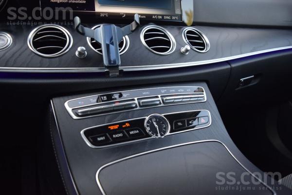 Melns Mercedes-Benz e-200 2018 Rīga, ar dzinēja tilpumu 2.00 L un nobraukumu 167 tūkst. km par 16900 €, foto 7 vietnē AUTOMOTO.COM.LV