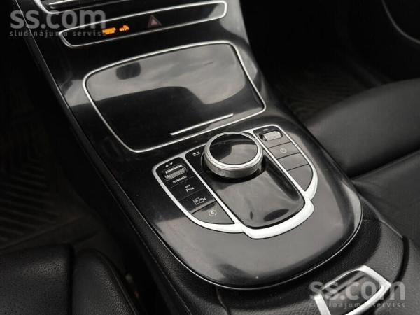 Black Mercedes-Benz e-200 2018 in Riga, with an engine capacity of 2.00 L and mileage of 0 thousand km for 10900 €, photo 11 on AUTOMOTO.COM.LV
