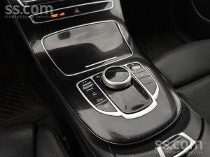 Black Mercedes-Benz e-200 2018 in Riga, with an engine capacity of 2.00 L and mileage of 0 thousand km for 10900 €, photo 11 on AUTOMOTO.COM.LV