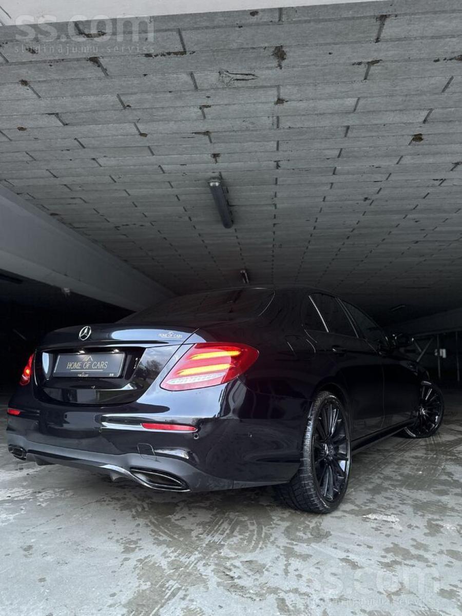 Black Mercedes-Benz e-200 2019 in Riga, with an engine capacity of 2.00 L and mileage of 89 thousand km for 29000 €, photo 5 on AUTOMOTO.COM.LV