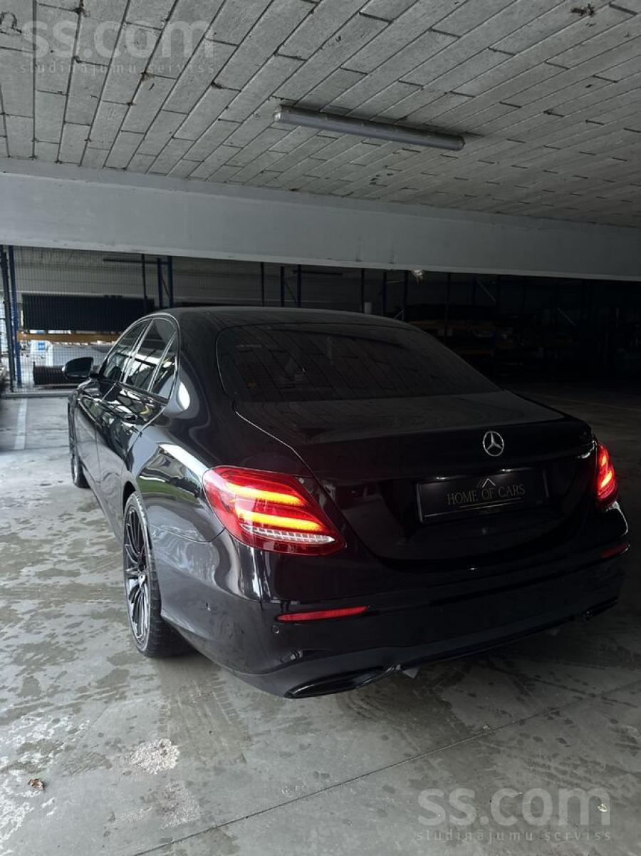 Black Mercedes-Benz e-200 2019 in Riga, with an engine capacity of 2.00 L and mileage of 89 thousand km for 29000 €, photo 14 on AUTOMOTO.COM.LV