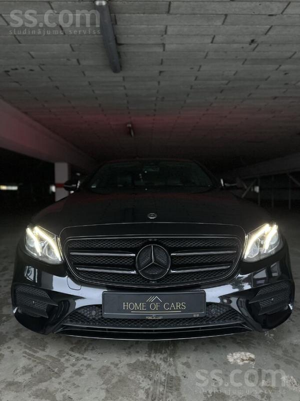Black Mercedes-Benz e-200 2019 in Riga, with an engine capacity of 2.00 L and mileage of 89 thousand km for 29000 €, photo 6 on AUTOMOTO.COM.LV