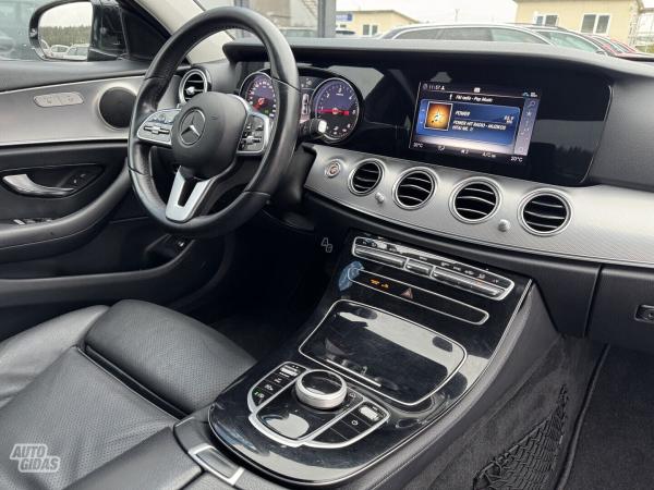 Black Mercedes-Benz e-200 2019 in Vilnius, with an engine capacity of 2.00 L and mileage of 176 thousand km for 16950 €, photo 10 on AUTOMOTO.COM.LV