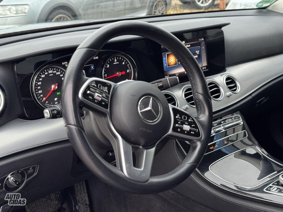 Melns Mercedes-Benz e-200 2019 Viļņa, ar dzinēja tilpumu 2.00 L un nobraukumu 176 tūkst. km par 16950 €, foto 11 vietnē AUTOMOTO.COM.LV