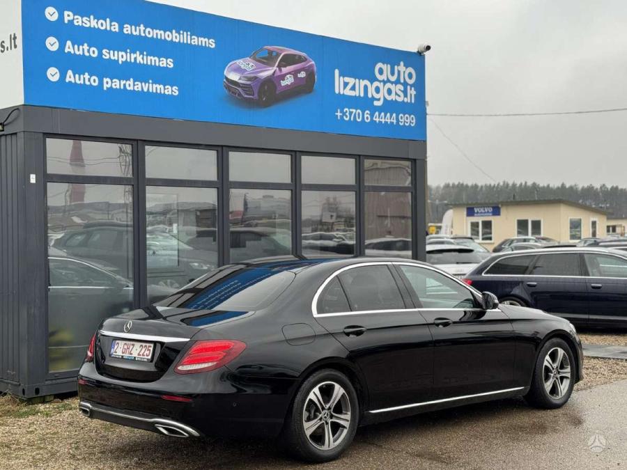 Black Mercedes-Benz e-200 2019 in Vilnius, with an engine capacity of 2.00 L and mileage of 176 thousand km for 16950 €, photo 4 on AUTOMOTO.COM.LV