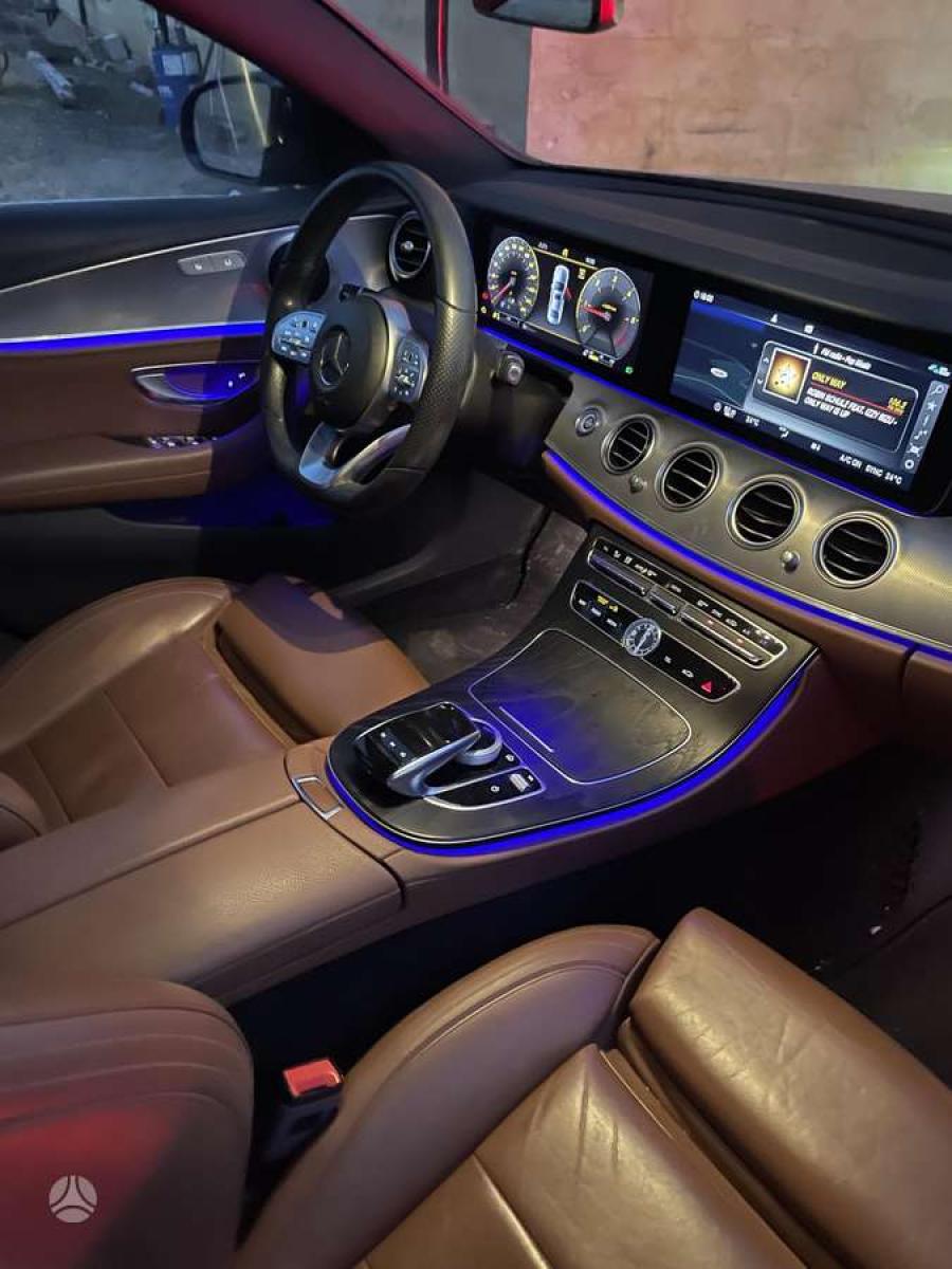 Черный Мерседес E 200 2019 в Клайпеда, объемом двигателя 1.60 л и пробегом 339 тыс. км за 18900 €, фото 13 на AUTOMOTO.COM.LV
